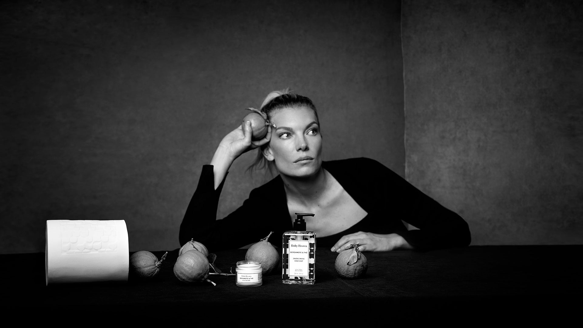 Ruby Brown - Parfums, produits de soins pour hôtels, faits au Canada